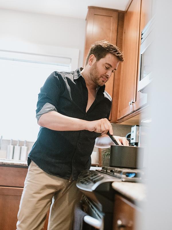 Compulsive Overeating Treatment, Symptoms, & Causes | Eating Recovery ...